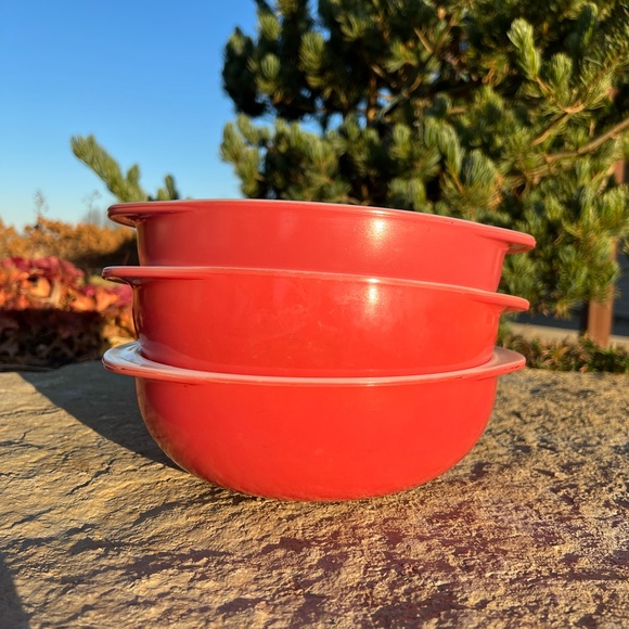 Pyrex | Kitchen | Vintage Flamingo Pyrex Casserole Dish 24 2qt | Poshmark